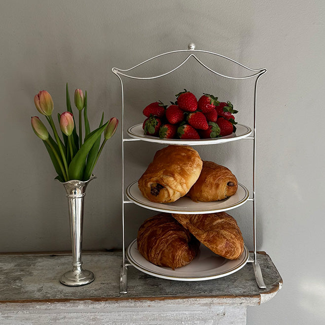 Vintage 15" 3-Tier Plate Stand – Hôtel Silver
